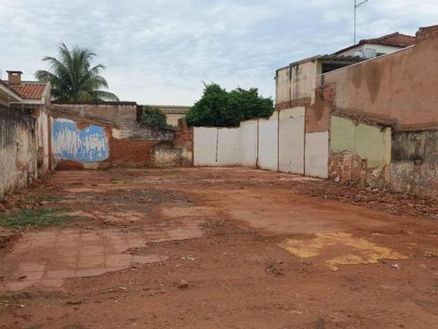 Terreno em Paraíso, Araçatuba/SP de 309m² à venda por R$ 170.000,00