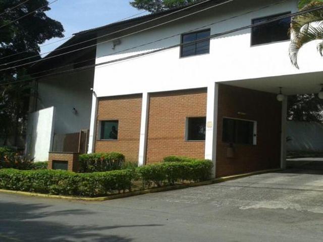 Terreno em Parque Dom Henrique, Cotia/SP de 0m² à venda por R$ 670.000,00