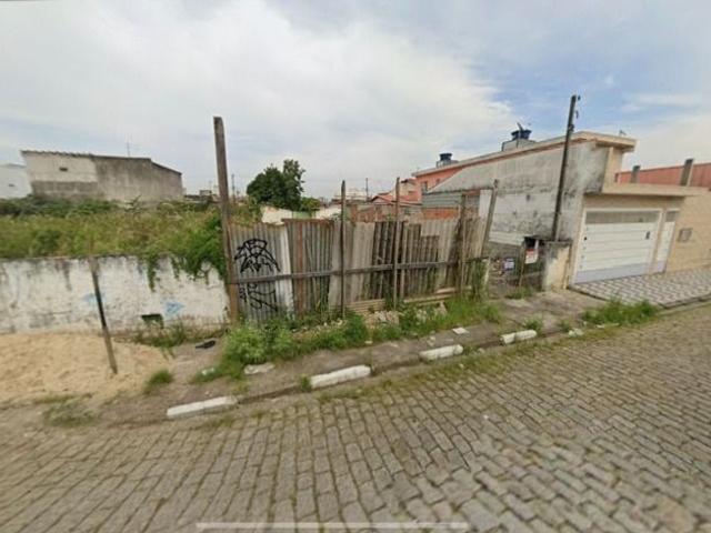 Terreno em Parque Maria Helena, Suzano/SP de 0m² à venda por R$ 329.900,00