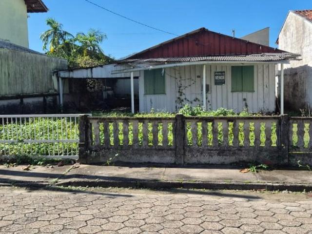 Terreno em, Penha/SC de 0m² à venda por R$ 499.000,00