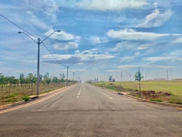 Terreno em Petit Trianon, Araçatuba/SP de 200m² à venda por R$ 110.000,00
