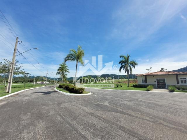 Terreno em Pilar, Maricá/RJ de 425m² à venda por R$ 149.000,00