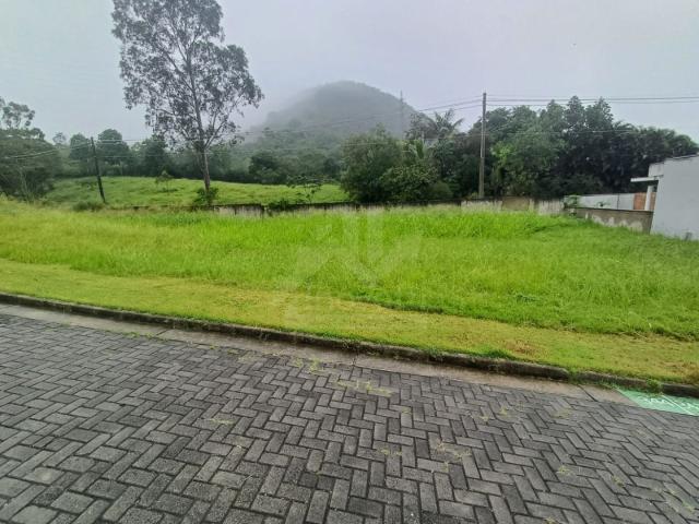 Terreno em Pindobas, Maricá/RJ de 216m² à venda por R$ 94.900,00