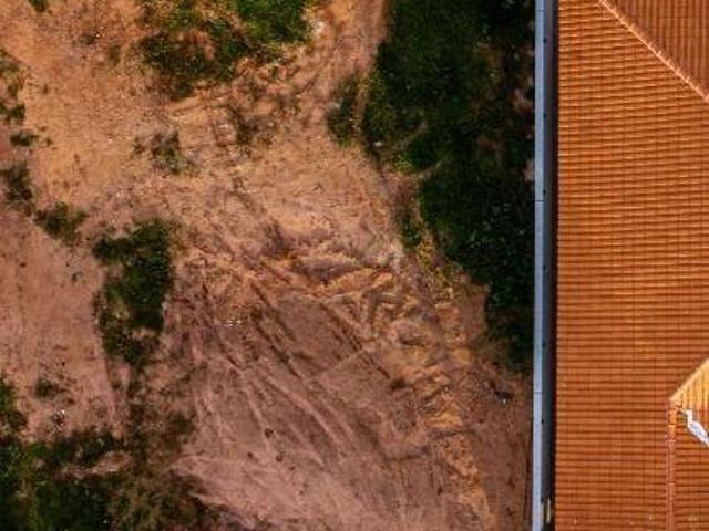 Terreno em Pinheiros, Araçatuba/SP de 355m² à venda por R$ 117.000,00