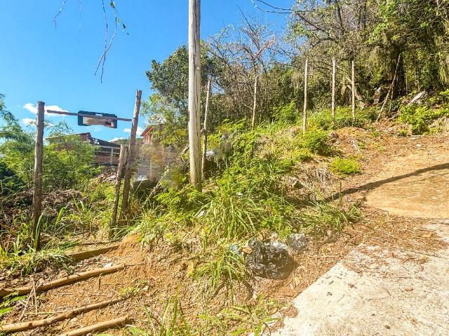 Terreno em Piratininga, Niterói/RJ de 0m² à venda por R$ 599.900,00