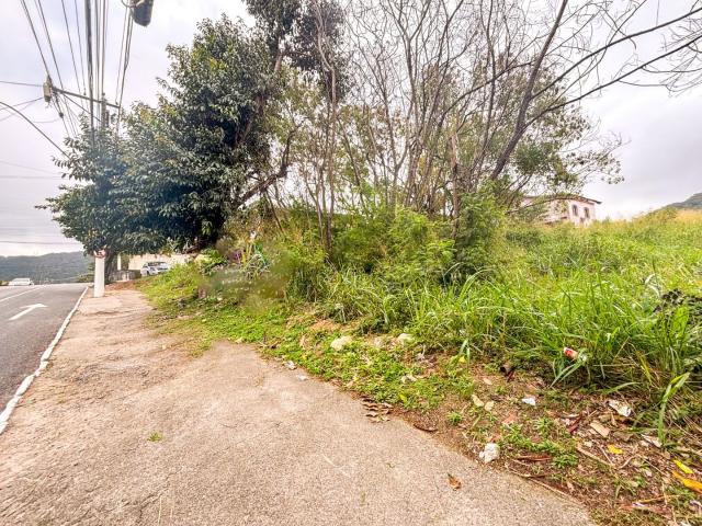 Terreno em Piratininga, Niterói/RJ de 0m² à venda por R$ 699.900,00