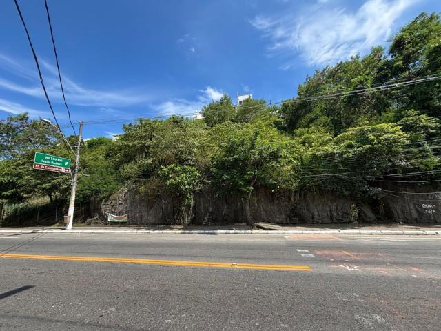Terreno em Piratininga, Niterói/RJ de 0m² à venda por R$ 999.900,00