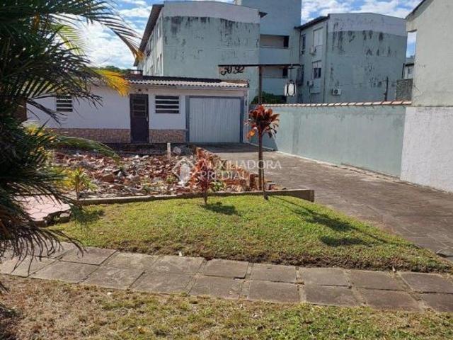 Terreno em Porto Alegre, no bairro Cavalhada, à venda