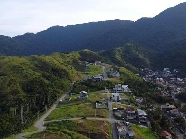 Terreno em Praia para Venda em São Sebastião, Portal da Olaria