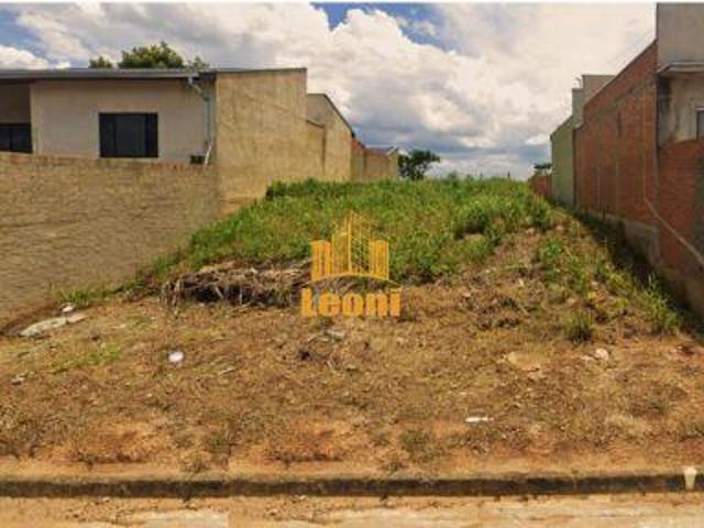 Terreno em rua plana com excelente topografia