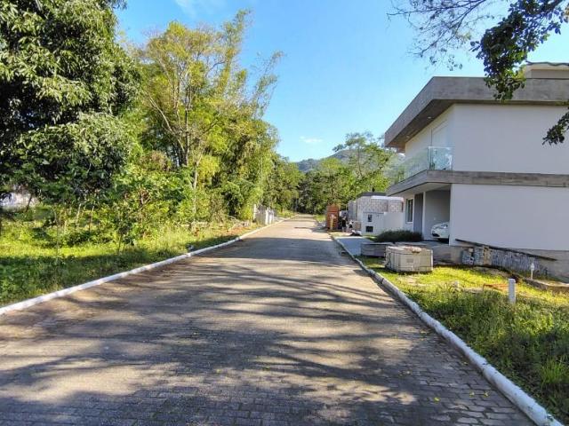 Terreno em Ratones, Florianópolis/SC de 0m² à venda por R$ 648.000,00
