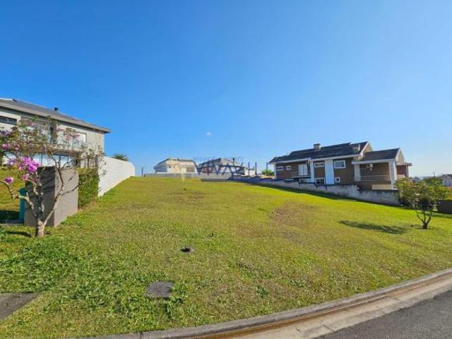 TERRENO EM REGIÃO ALTA EM ALPHAVILLE COM LEVE ACLI