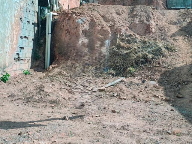 Terreno em Residencial Giardino di Veneto, Votorantim/SP de 230m² à venda por R$ 160.500,00