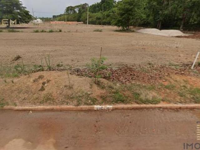 Terreno em Residencial São Lourenço