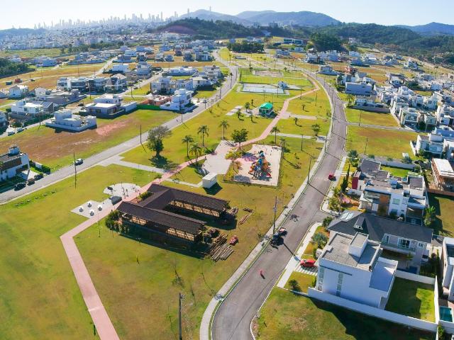 Terreno em Rio Pequeno, Camboriú/SC de 353m² à venda por R$ 949.900,00