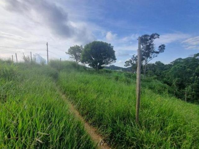 Terreno em São Lourenço da Serra com excelente localização