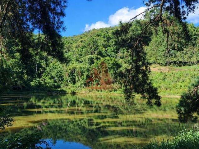 Terreno em São Roque com documentação apta para constução, 5050m², projeto arqui