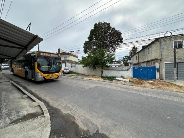Terreno em Santa Cruz, Rio de Janeiro/RJ de 180m² à venda por R$ 64.000,00