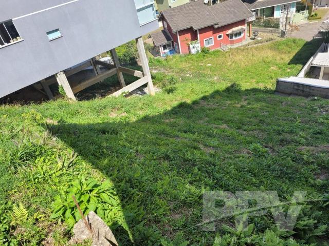 Terreno em Tijuca, Teresópolis/RJ de 242m² à venda por R$ 219.900,00