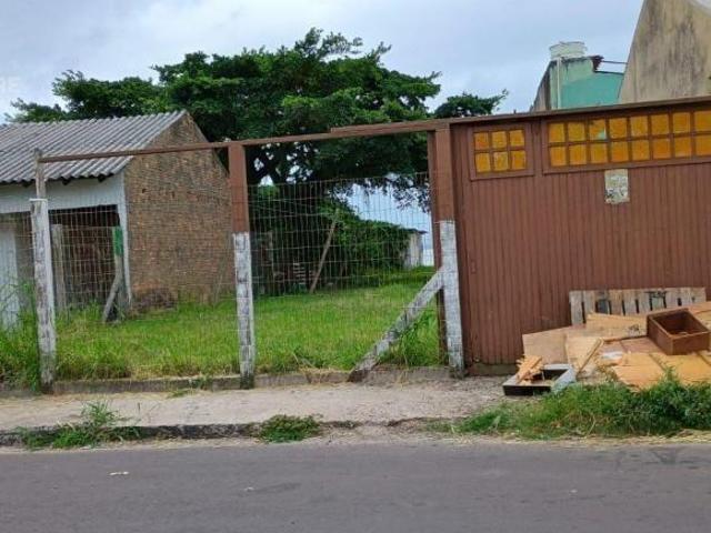 Terreno em Tramandaí com rampa de acesso a Lagoa