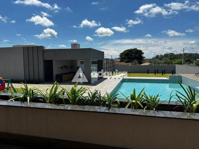 Terreno em Uvaranas, Ponta Grossa/PR de 10m² à venda por R$ 220.000,00