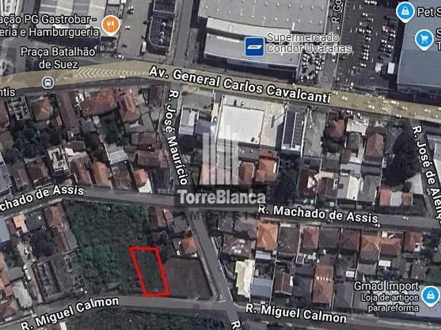 Terreno em Uvaranas, Ponta Grossa/PR de 10m² à venda por R$ 370.000,00