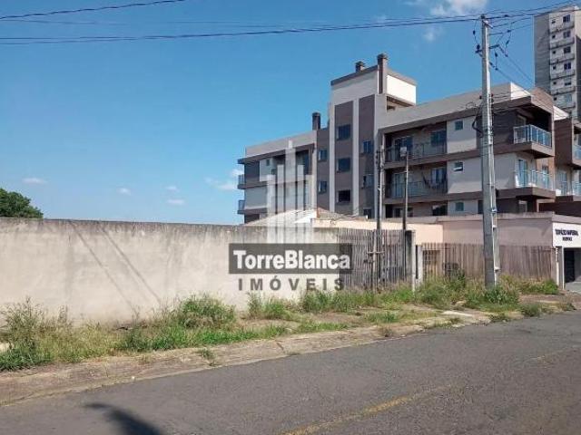 Terreno em Uvaranas, Ponta Grossa/PR de 10m² à venda por R$ 300.000,00