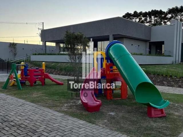 Terreno em Uvaranas, Ponta Grossa/PR de 10m² à venda por R$ 310.000,00