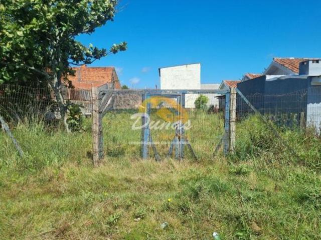 TERRENO EM UMA DAS AVENIDAS PRINCIPAIS DE TRAMANDAÍ