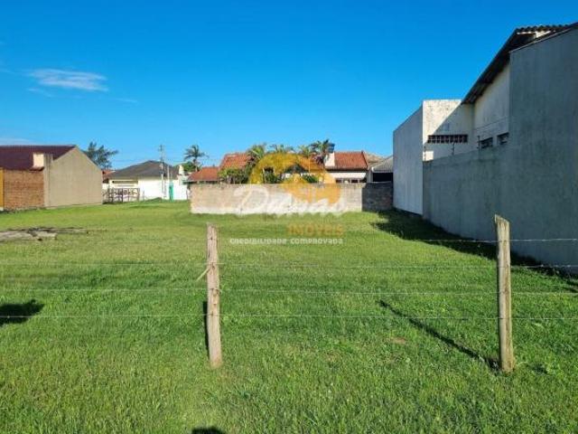TERRENO EM UMA DAS AVENIDAS PRINCIPAIS EM NOVA TRAMANDAÍ