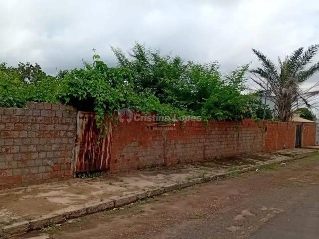 Terreno em Uruguai, Teresina/PI de 662m² à venda por R$ 229.000,00