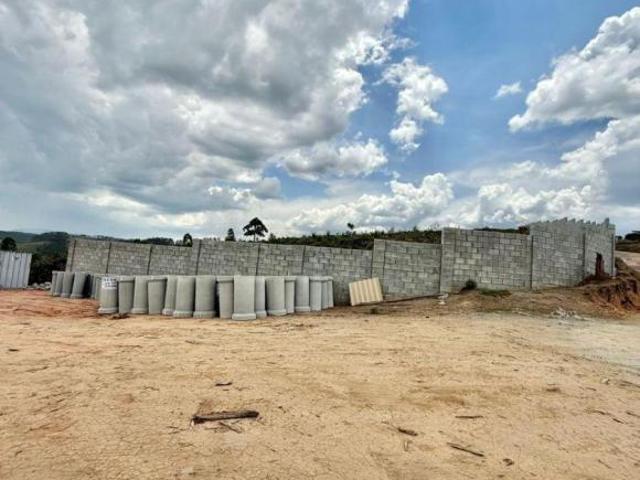 Terreno em venda na represa de Igaratá com entrada facilitada
