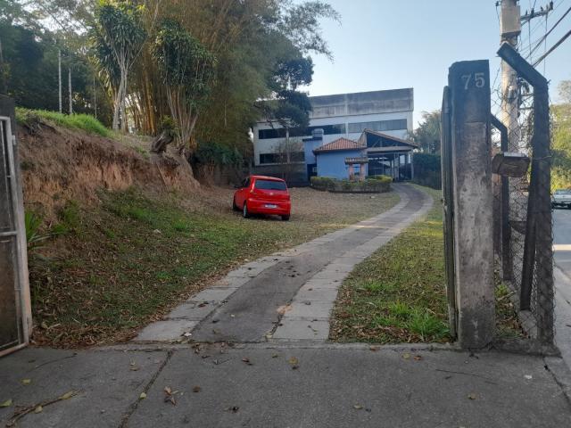 Terreno em Vila Jovina, Cotia/SP de 0m² à venda por R$ 1.060.000,00 ou para locação R$ 2.300,00/mes