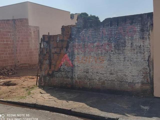 Terreno em Vila São José São Carlos, SP