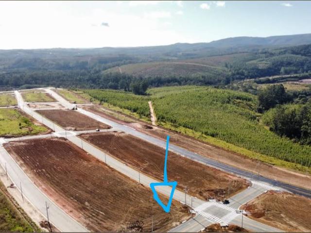 Terreno em Vila Santo Antônio, Votorantim/SP de 323m² à venda por R$ 349.100,00