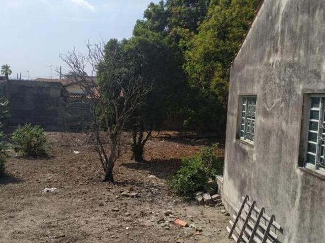 Terreno em Vila Santos, Caçapava/SP de 900m² à venda por R$ 850.000,00