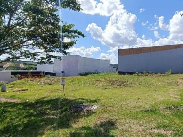 Terreno em Zona 02, Maringá/PR de 10m² à venda por R$ 250.000,00