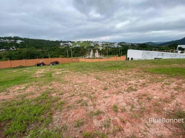 Terreno en Condomínio para venda em Vila Maringá de 921.00m²