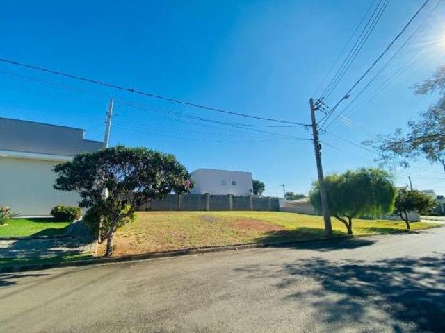 Terreno en Condomínio para venda em Água Branca de 300.00m²