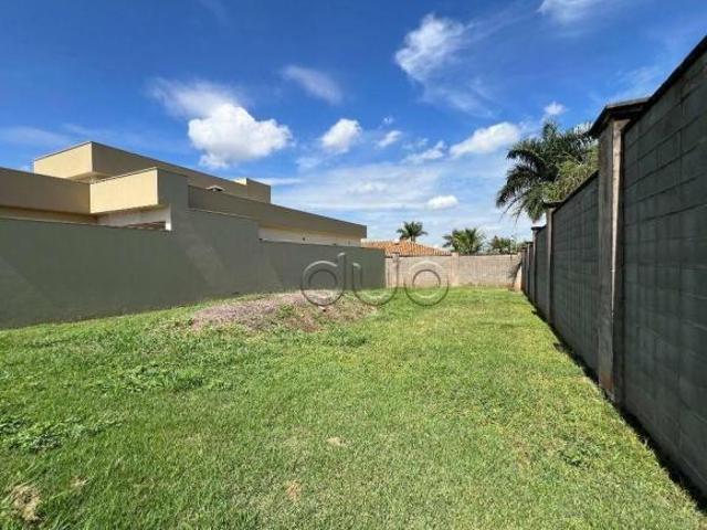 Terreno en Condomínio para venda em Água Branca de 374.00m²