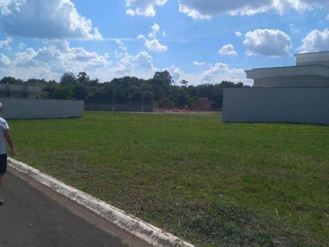 Terreno en Condomínio para venda em Centro de 275.00m²