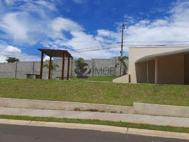 Terreno en Condomínio para venda em Condomínio Mont Serrat de 257.00m²