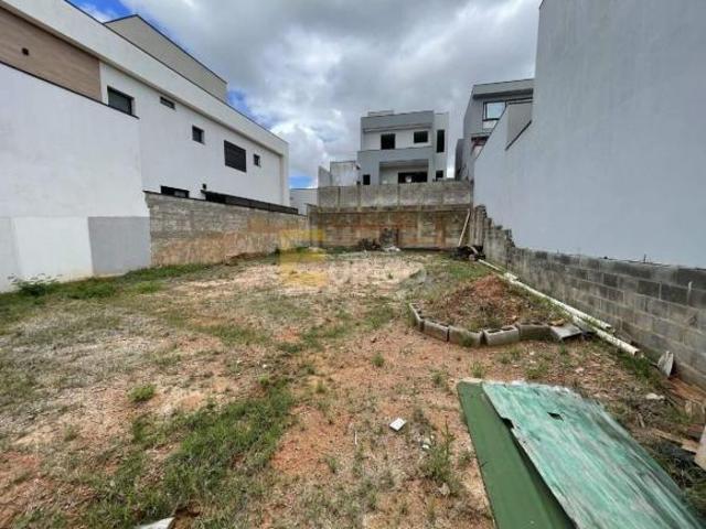 Terreno en Condomínio para venda em Condomínio Residencial Mont&apos Alcino de 300.00m²