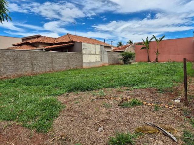 Terreno en Condomínio para venda em Jardim Dos Flamboyants de 308.00m²