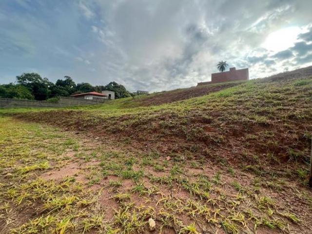 Terreno en Condomínio para venda em Jardim Tarumã de 1000.00m²