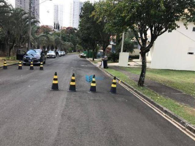 Terreno para venda em Parque Campolim de 360.00m²