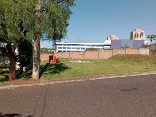 Terreno en Condomínio para venda em Parque Laranjeiras de 416.00m²