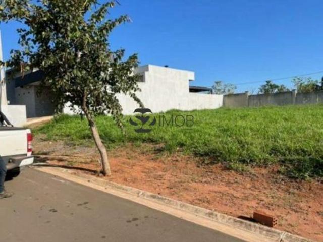 Terreno en Condomínio para venda em Residencial Vila Toscana de 300.00m² com 1 Garagem