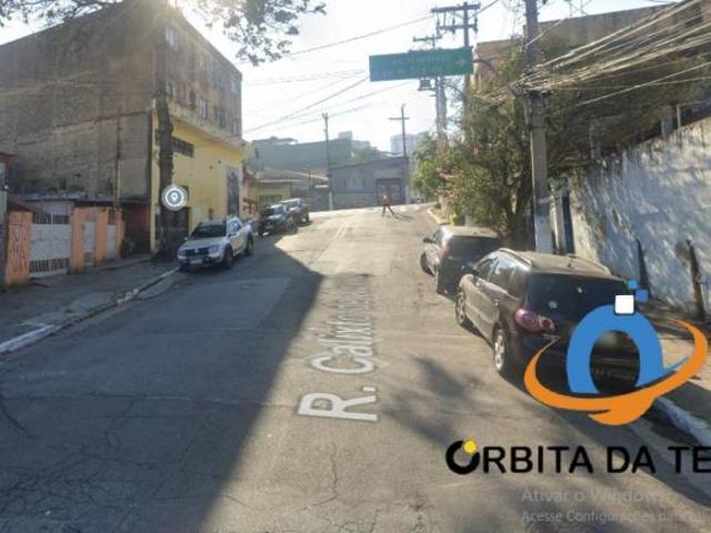 Terreno espaçoso de 342 m² com duas casas independentes ideal para morar e investir! ? Localizaçã