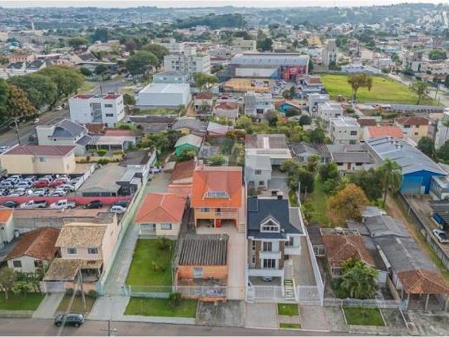 Terreno espetacular com 1.680 m² para venda no Portão!